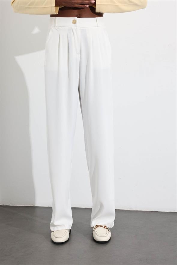 Beyaz Gold Düğmeli Palazzo Pantolon 51078