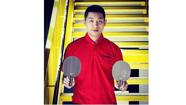 Stiga Dynasty Carbon Xu Xin | masatenisi.com