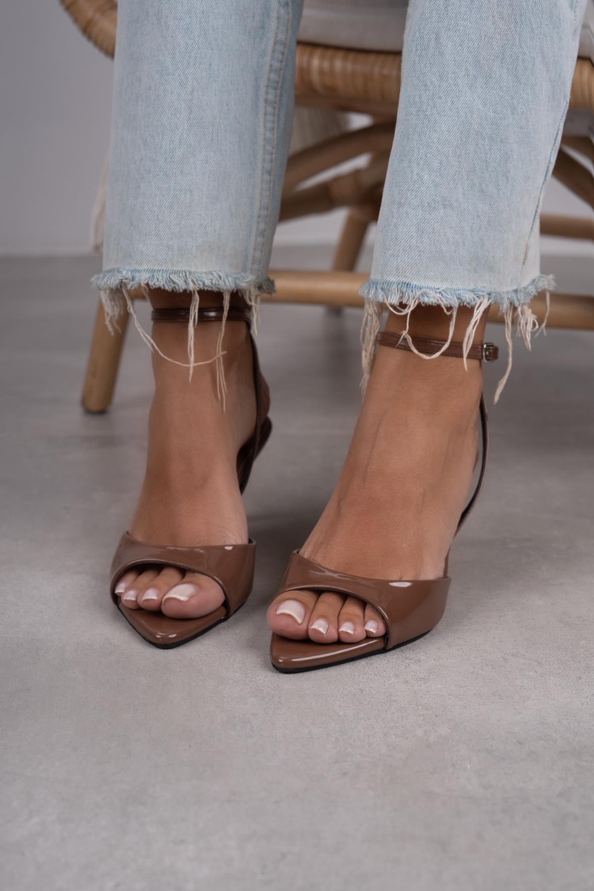 ASHLEY ÇİKOLATA RUGAN AYAKKABI ÇİKOLATA RUGAN