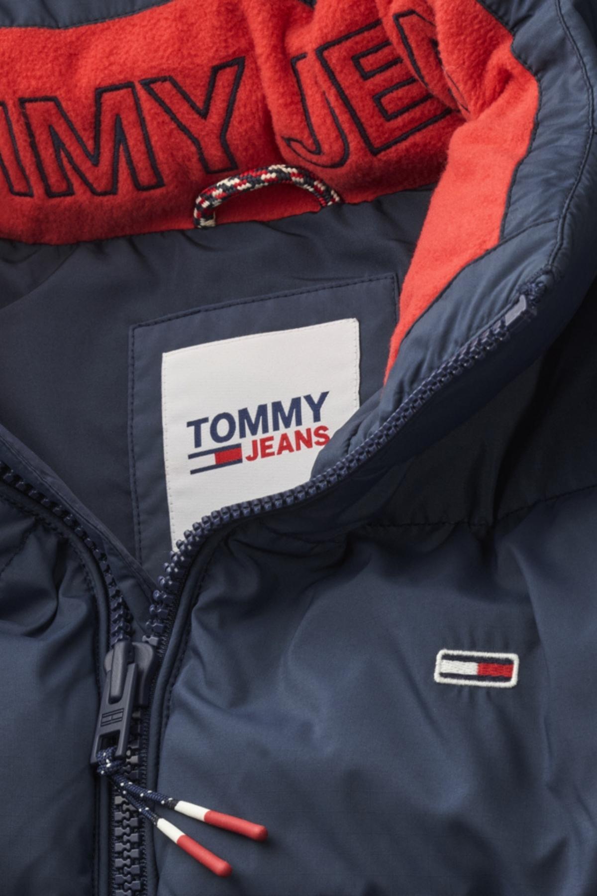 Tommy Hilfiger TJM Essential Down Erkek Yelek | DM0DM15449C87Lacivert | kuzeybrands.com