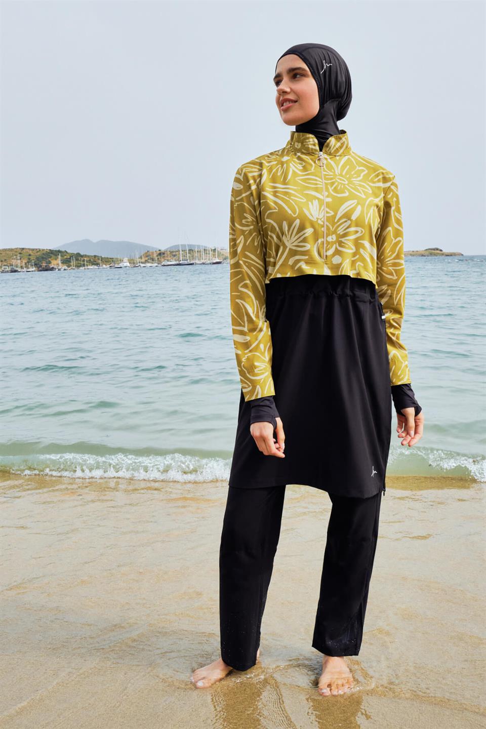 Haşema Esila Çiçek Desenli Siyah Hardal Jileli Tam Tesettür Mayo Üstü ...