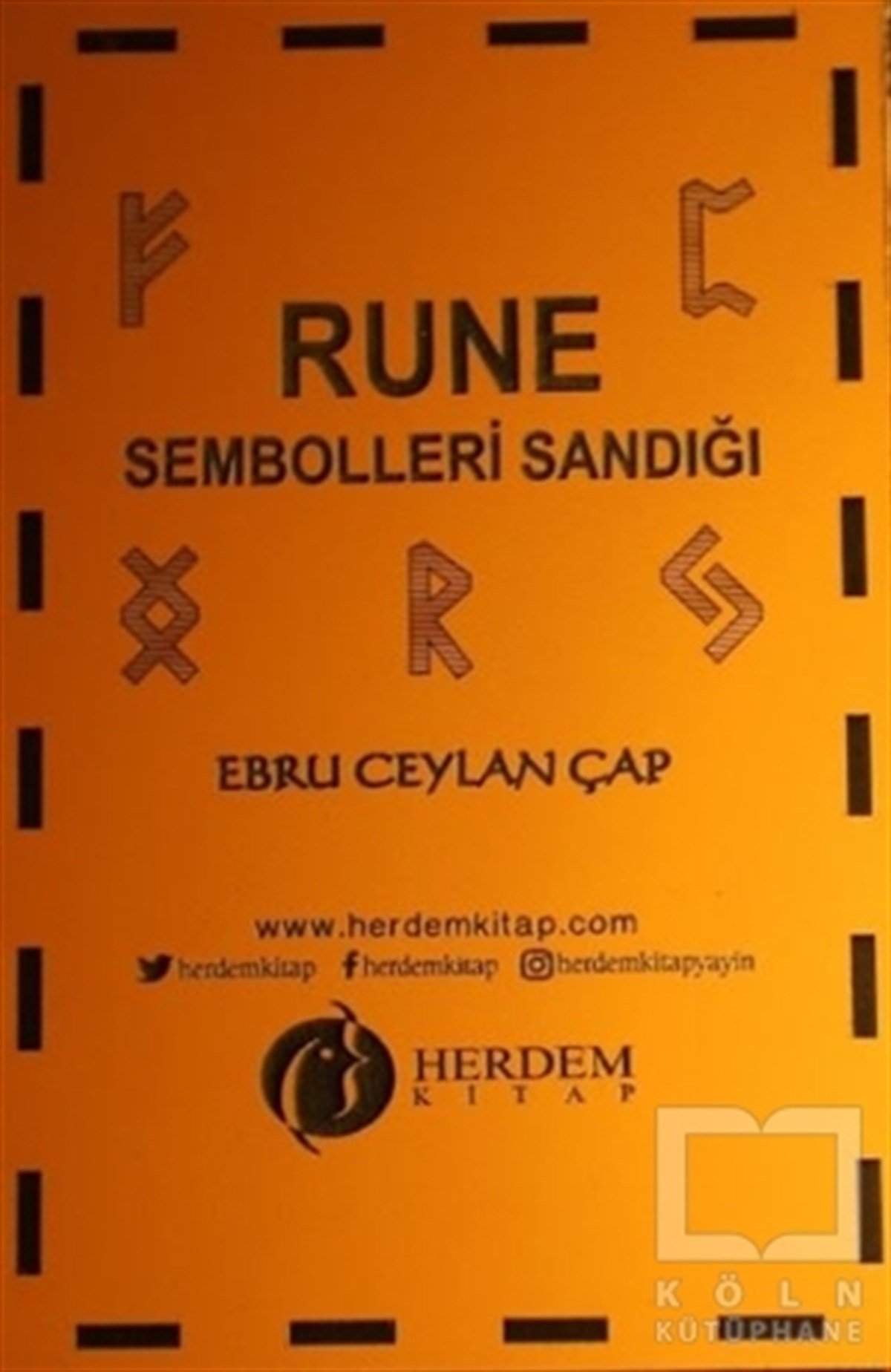 Rune Sembolleri Sandığı (Ahşap Kutulu) | Köln Kütüphane