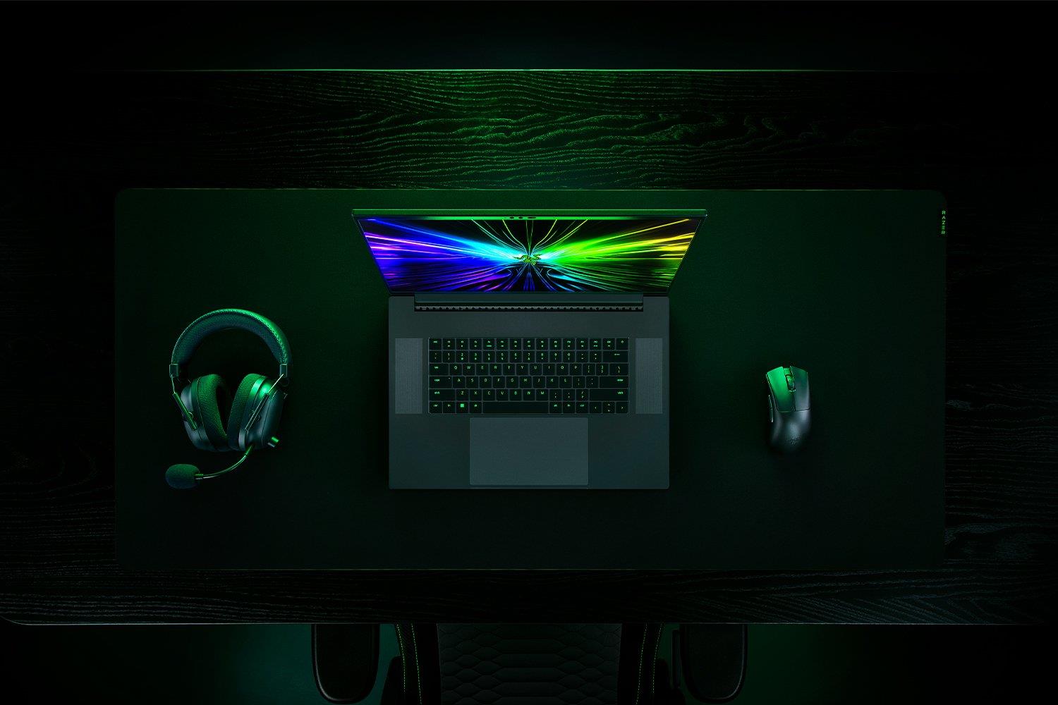 VR Ready – Razer Blade 18 – 18'' Mini LED QHD+ 300Hz Gaming Laptop ...