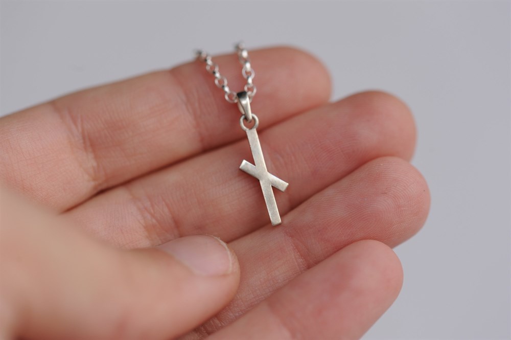 GÜMÜŞ ÖZEL TASARIM VİKİNG NIED RUNE KOLYESİ | 925 AYAR GÜMÜŞ TAŞSIZ ve ...