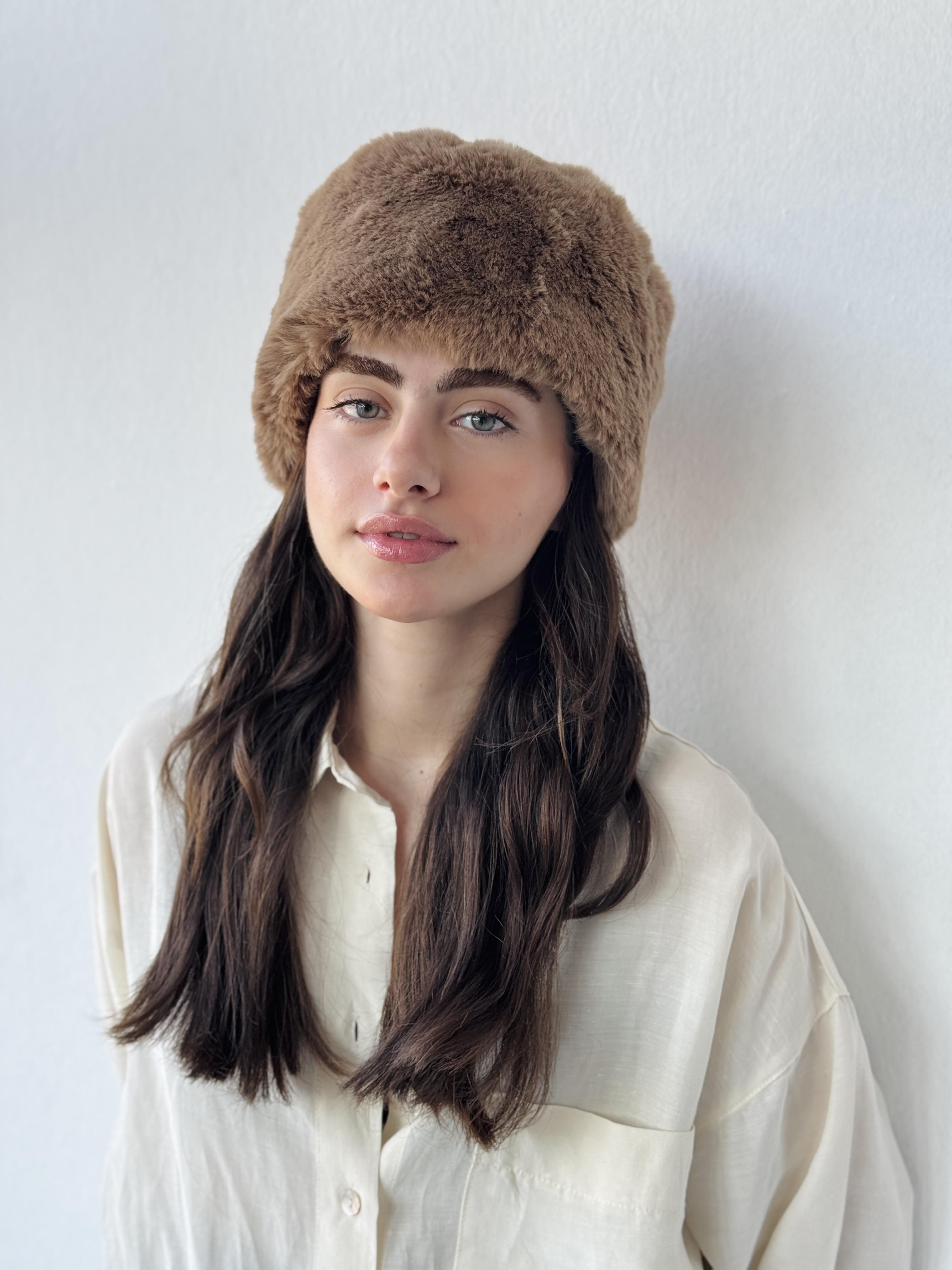 Furry Tan Kalpak | Retrobird