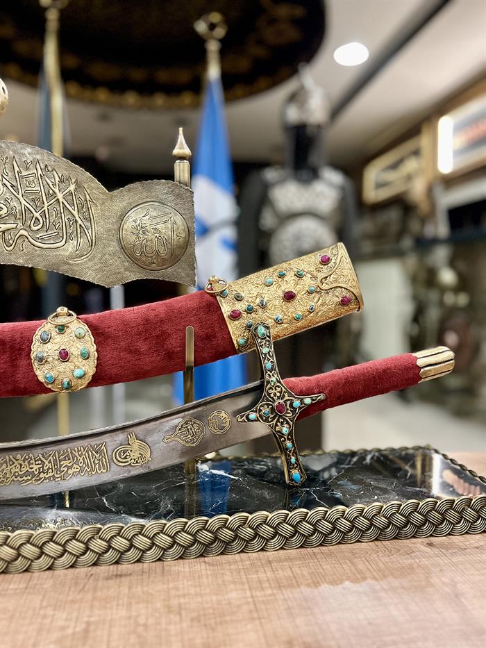 Sword of Sultan Mehmed the Conqueror: A Unique Gift with Gold Plating ...