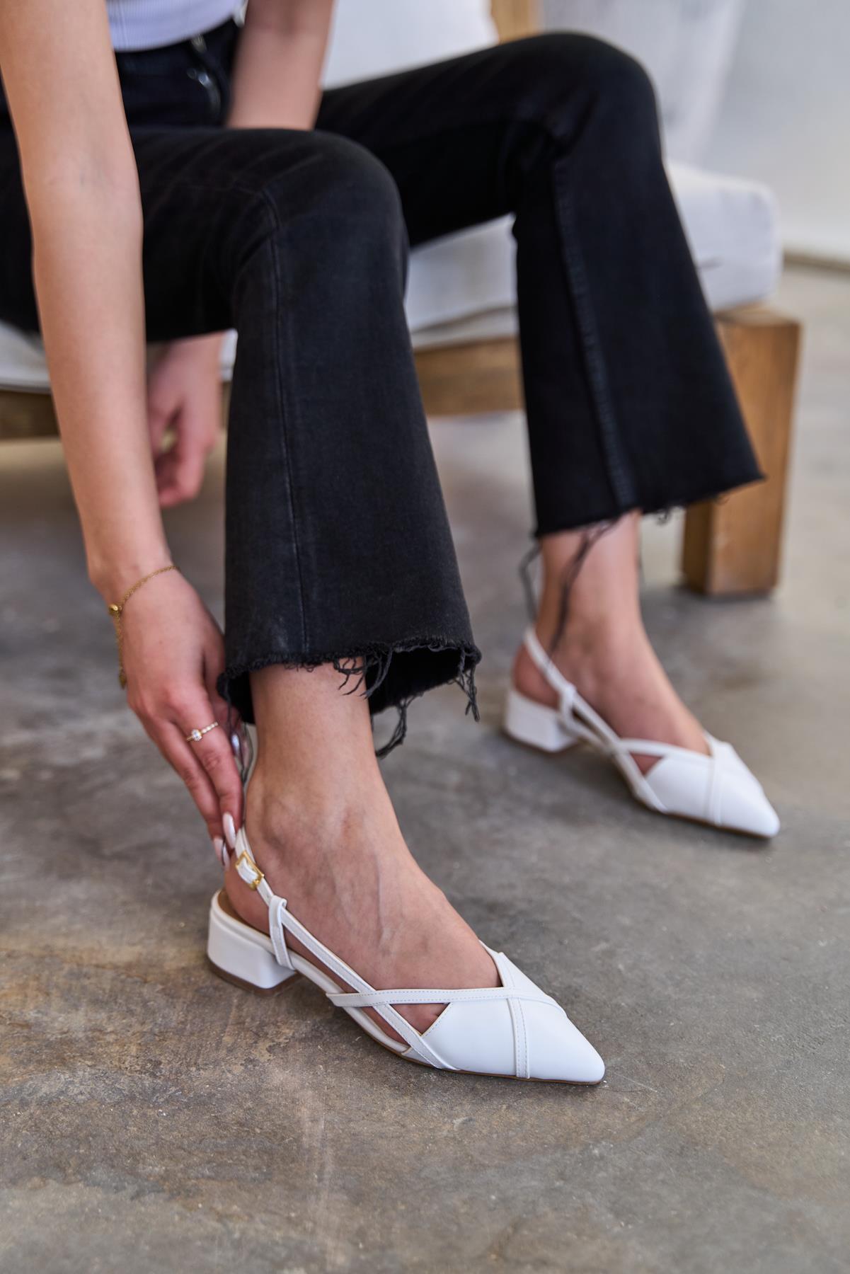 Laguna Beyaz Renkli Arkadan Bantlı Topuklu Kadın Babet | Mytopuk