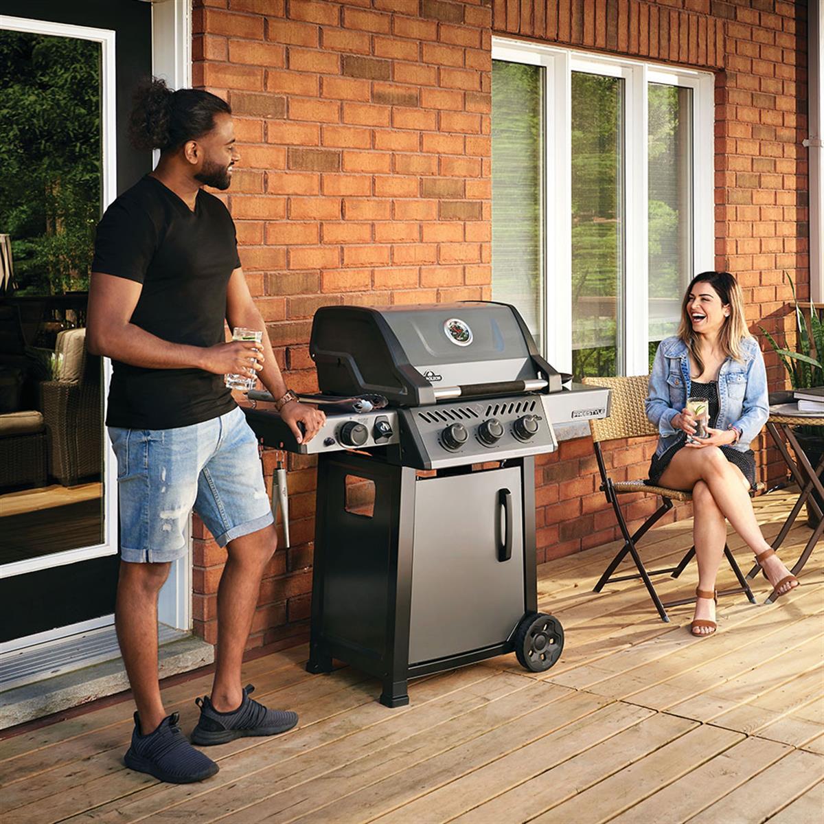 Napoleon Freestyle 365 DSIB Gazlı Barbekü | Gazlı Mangal | Bbqsepeti