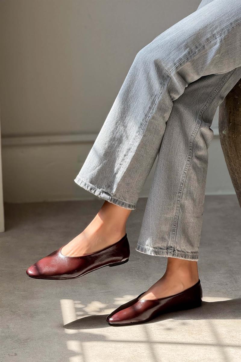 Mila Bordo Kırışık Mat Düz Taban Kadın Babet