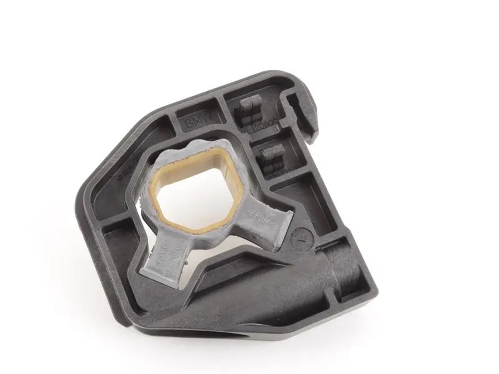 BMW Radyatör Ayağı 17118620732