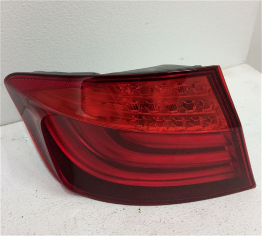 BMW F10 SOL DIŞ STOP 63217203229 (HELLA:2SD010234091)