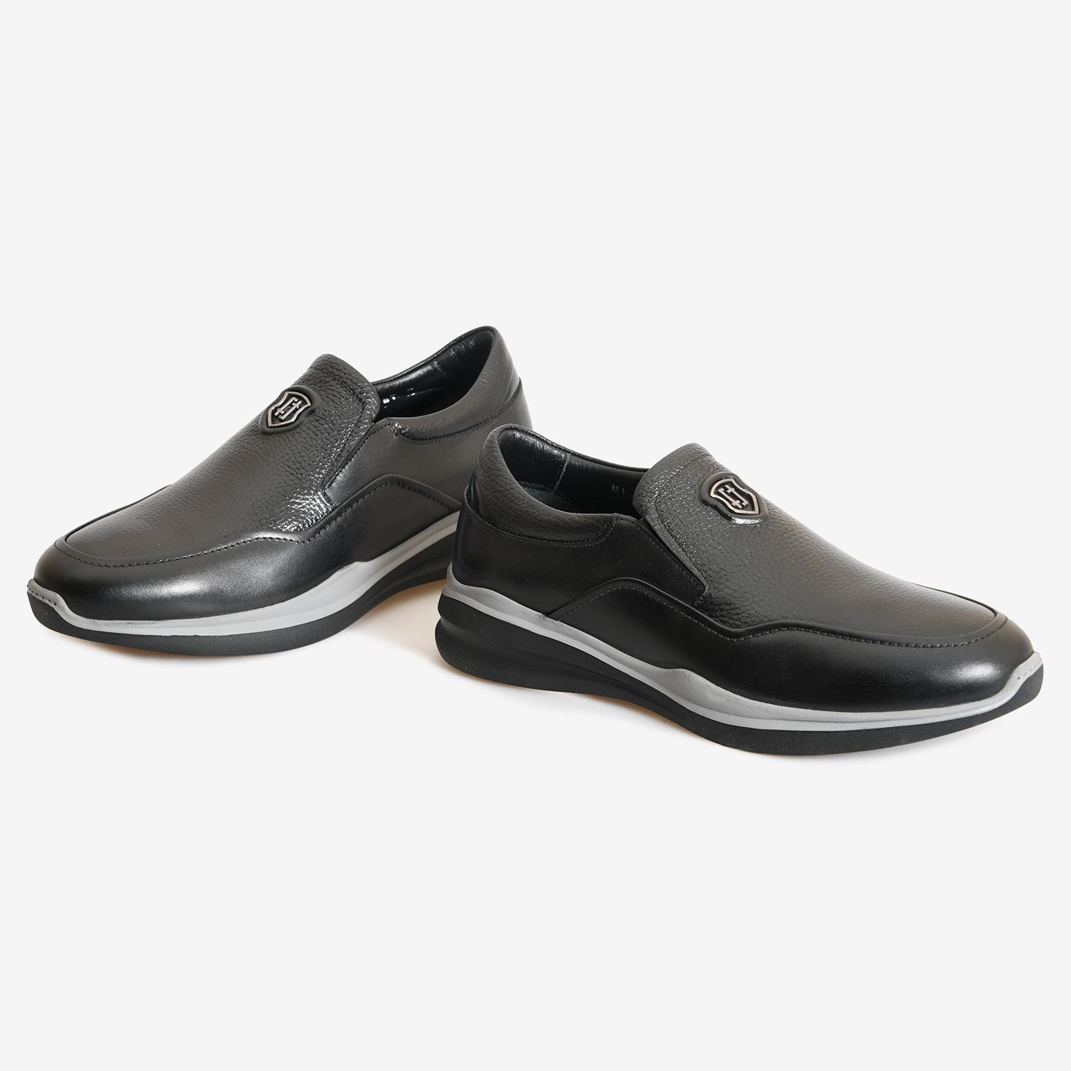 Siyah Deri Logo Detaylı Erkek Loafer | Flower Ayakkabı