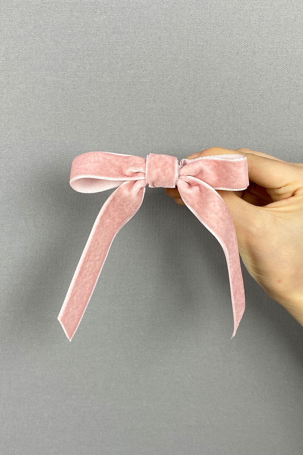 Fiyonklu Kadife Kurdeleli Saç Tokası | Hayalperest