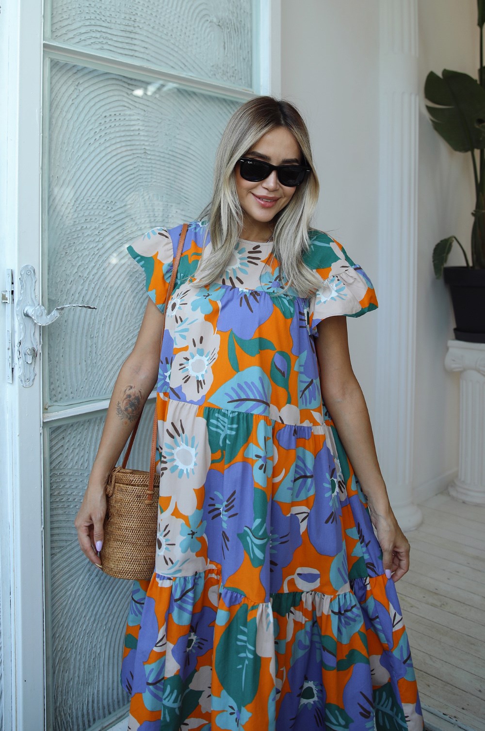 Bej Renkli Çiçekli Merry Elbise 199,00 TL