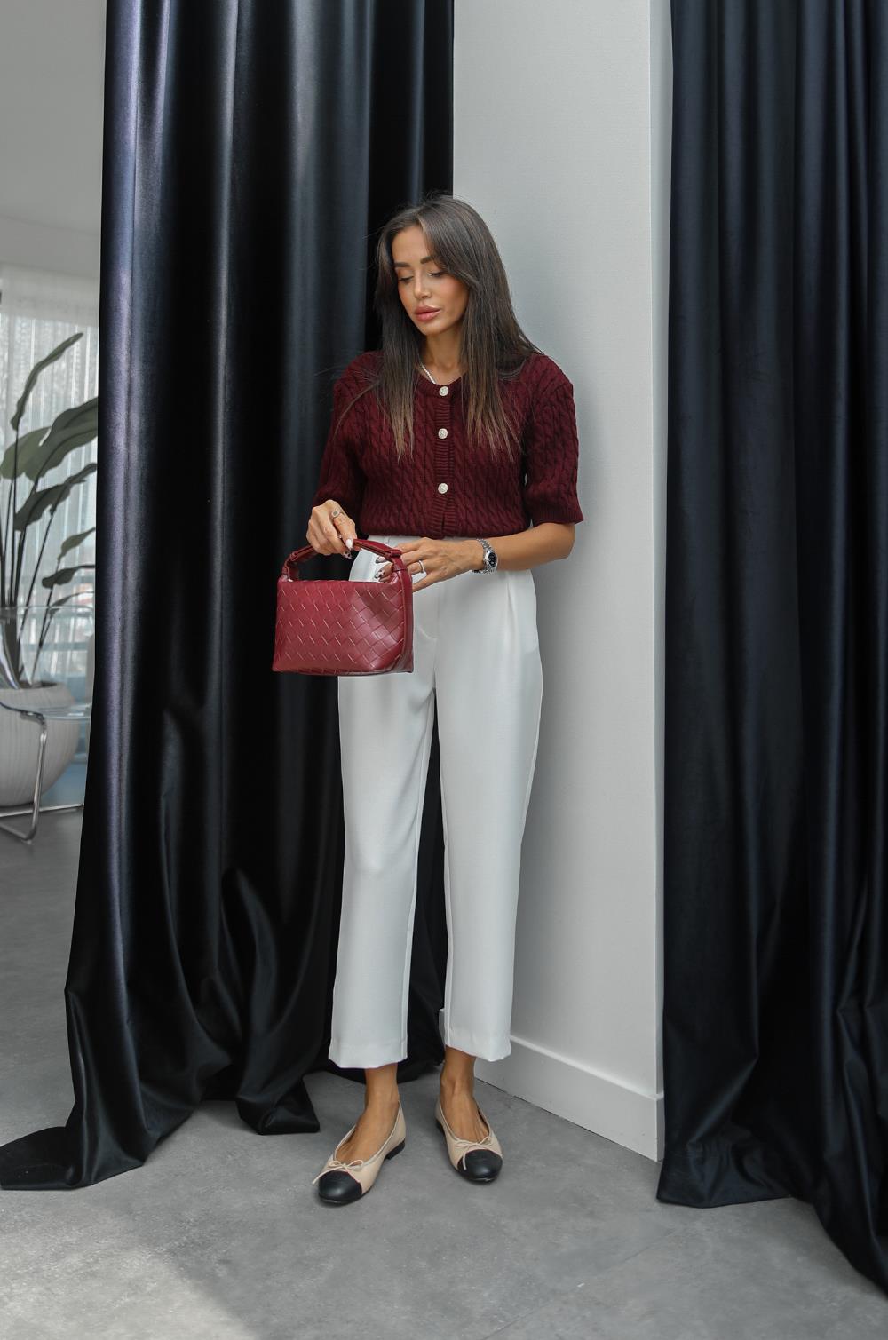 Beyaz Dimple Yüksek Bel Pantolon 699,00 TL