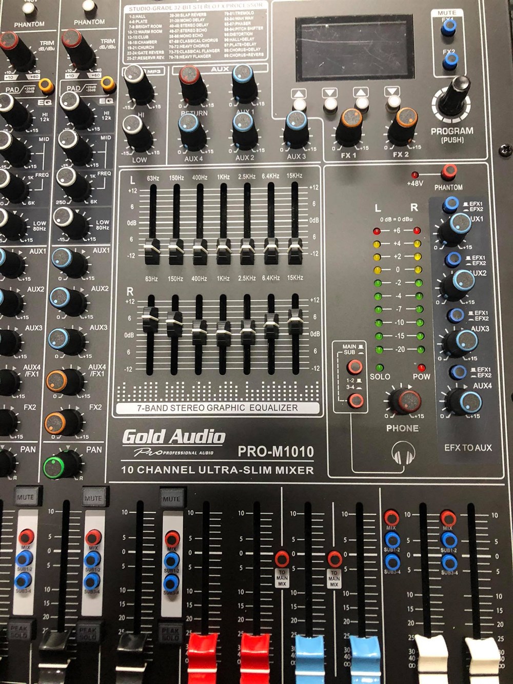 GOLD AUDIO PRO-M1010 10 KANALLI ÇİFT EFEKTLİ 4 AUX DECK MİKSER