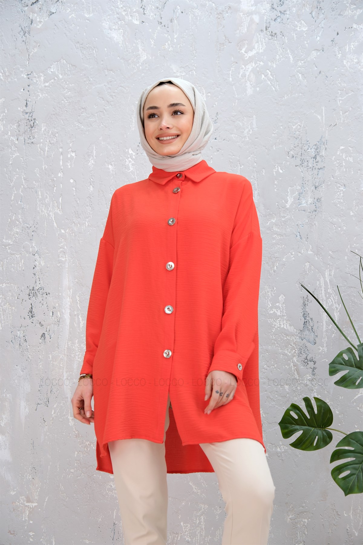 AYROBIN GOMLEK NAR CICEGI