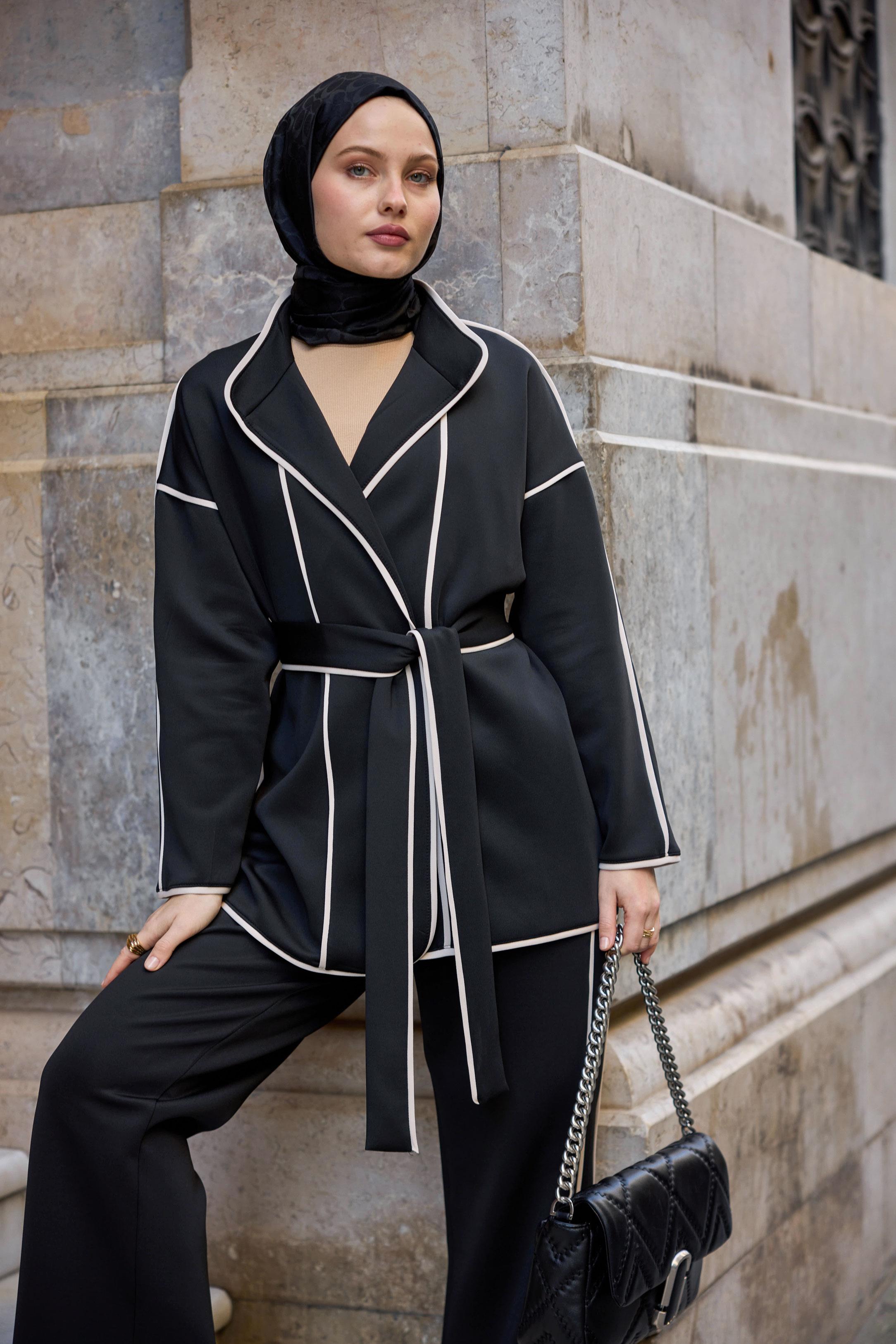 Bel Bağlamalı Biye Detaylı İkili Takım Siyah