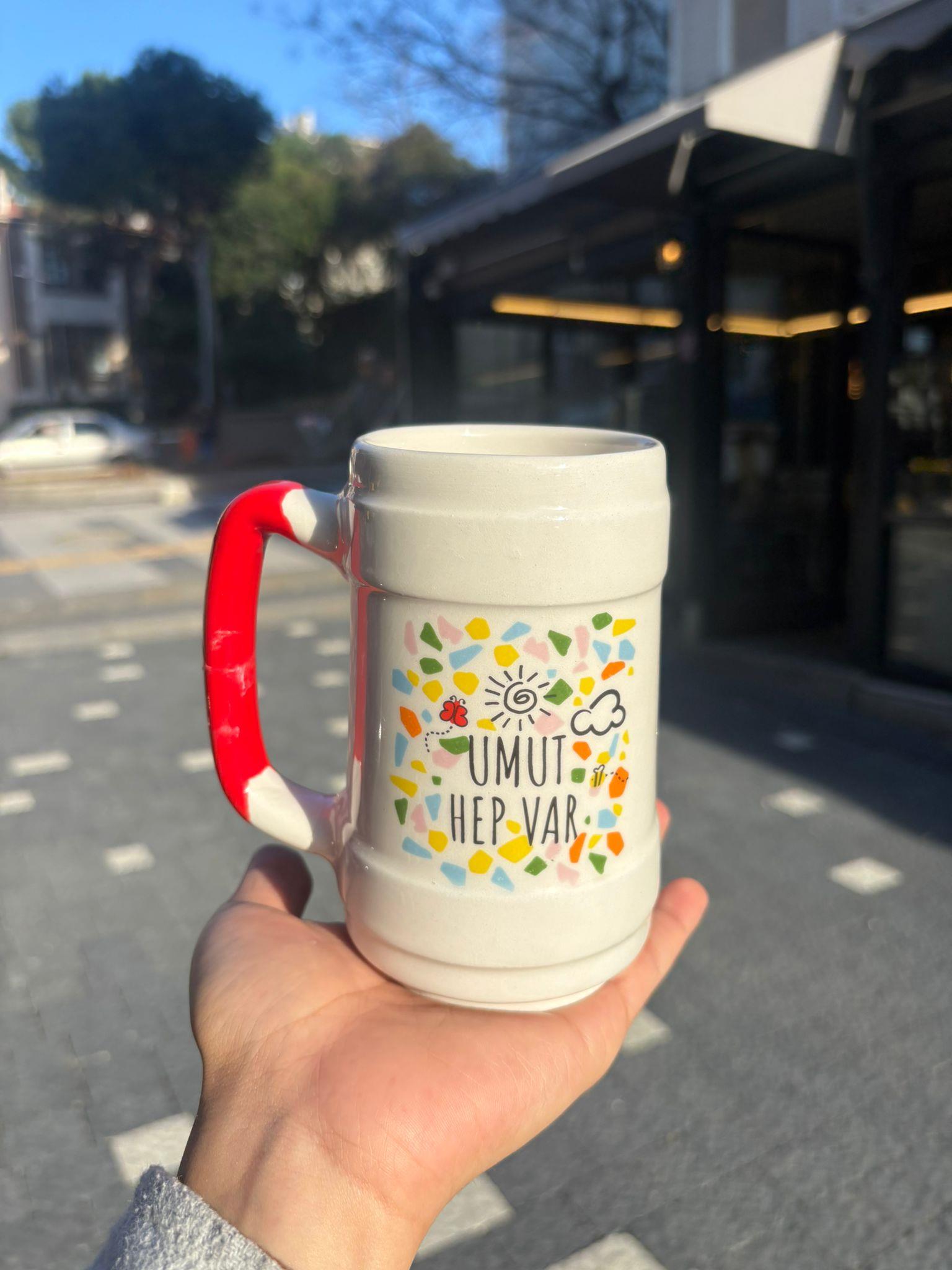 Umut Hep Var Bira Bardağı