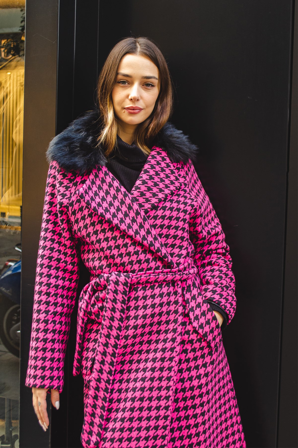 W-3807 Yakası Kürklü Kazayağı MantoCEREMONY