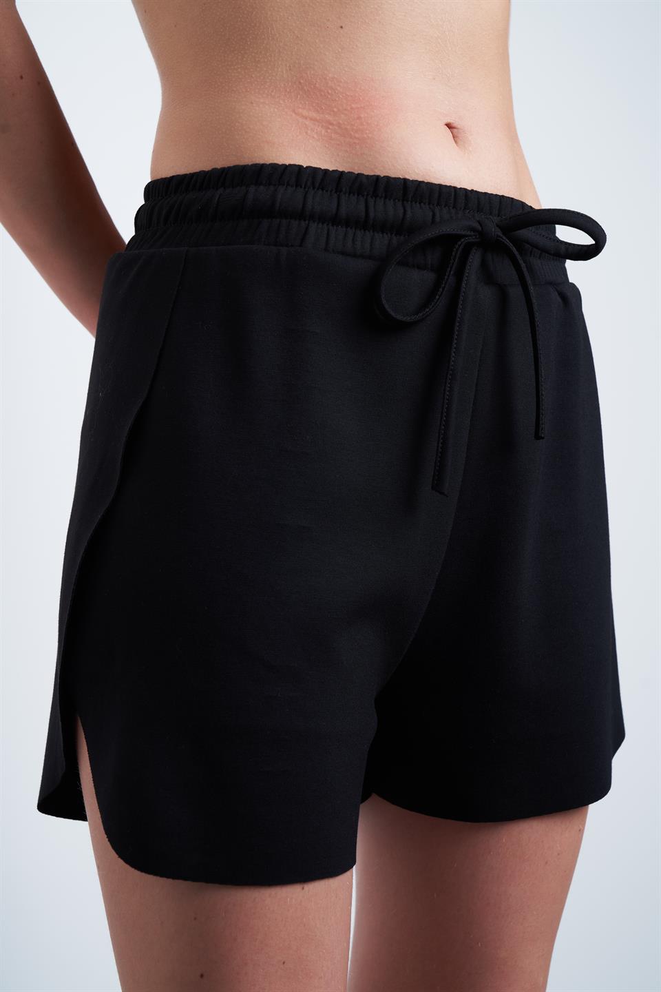 Kadın Şort Modelleri - Ambar Giyim