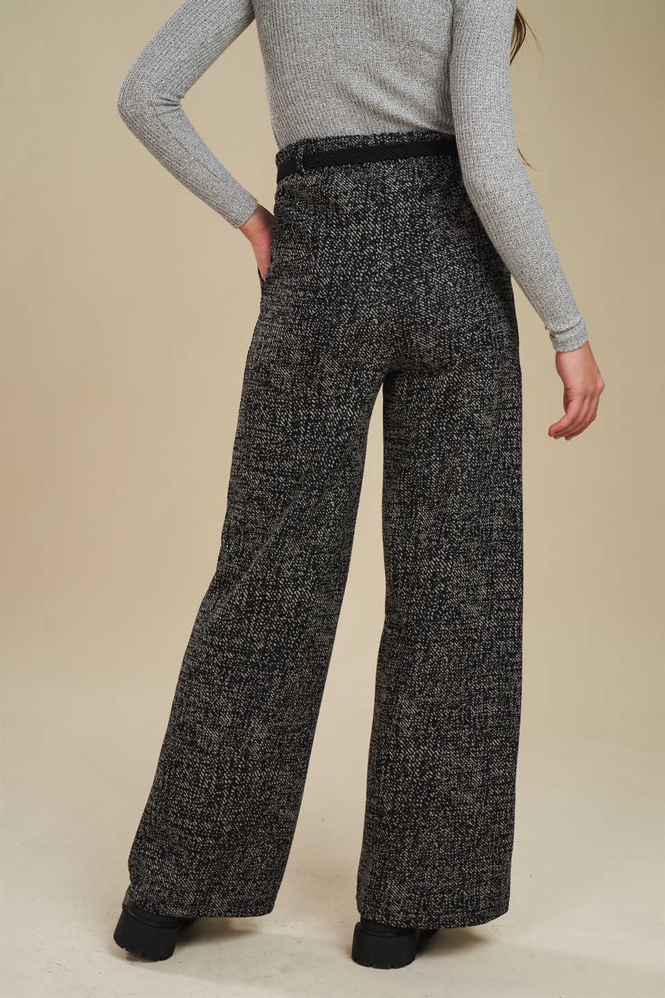 Bol Paça Pantolon - Ambar Giyim