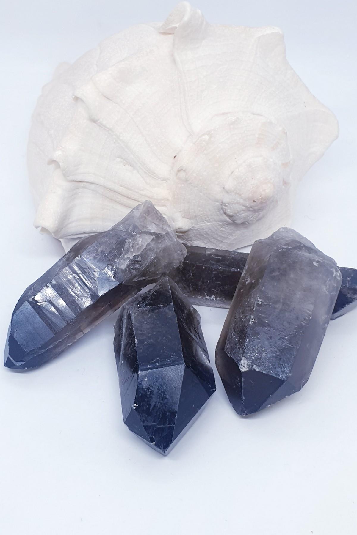 Ham Obelisk Şeklinde Dumanlı Kuvars Doğaltaş