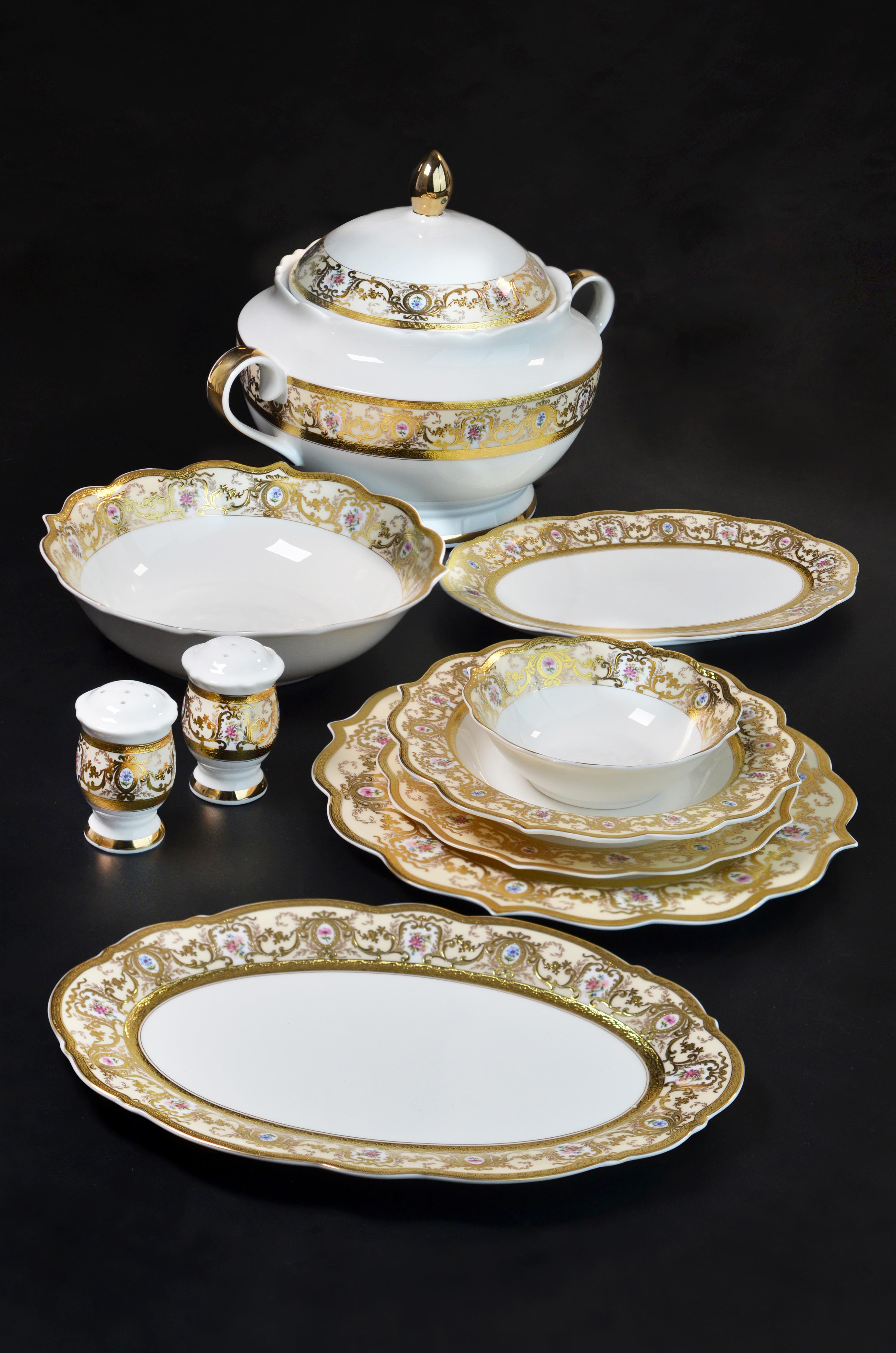 ROYAL CHARME-RENAISSANCE 60 PARÇA 24 K ALTIN YEMEK TAKIMI