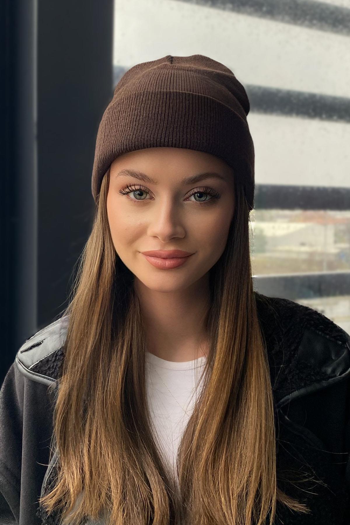 Takıştır Bijuteri Online | Acı Kahve Renk Bere/ Şapka