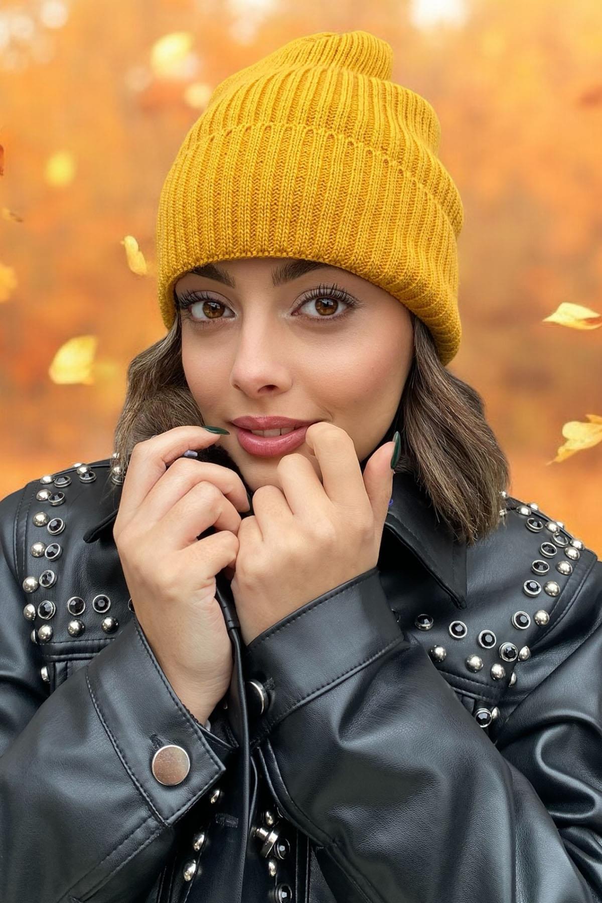 Takıştır Bijuteri Online | Hardal Renk Bere/ Şapka