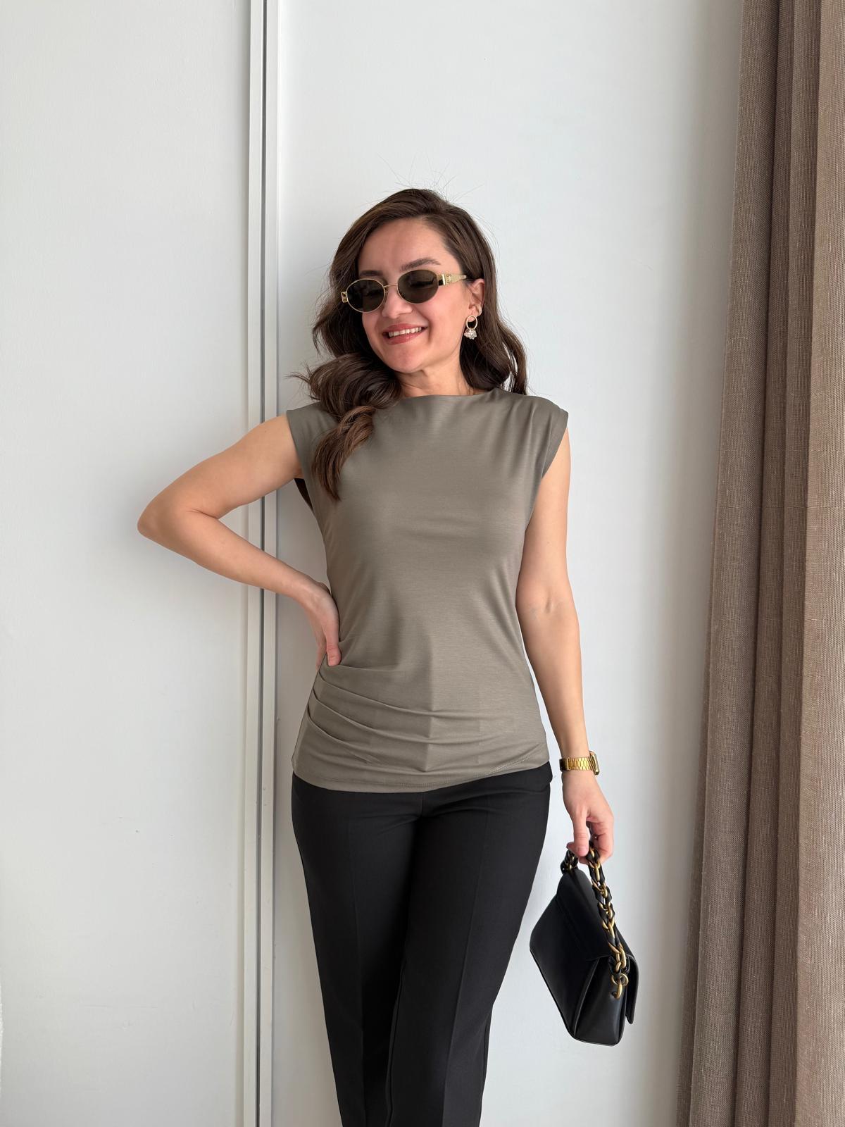 Haki Bel Drape Detaylı Kayık Yaka Bluz 28757