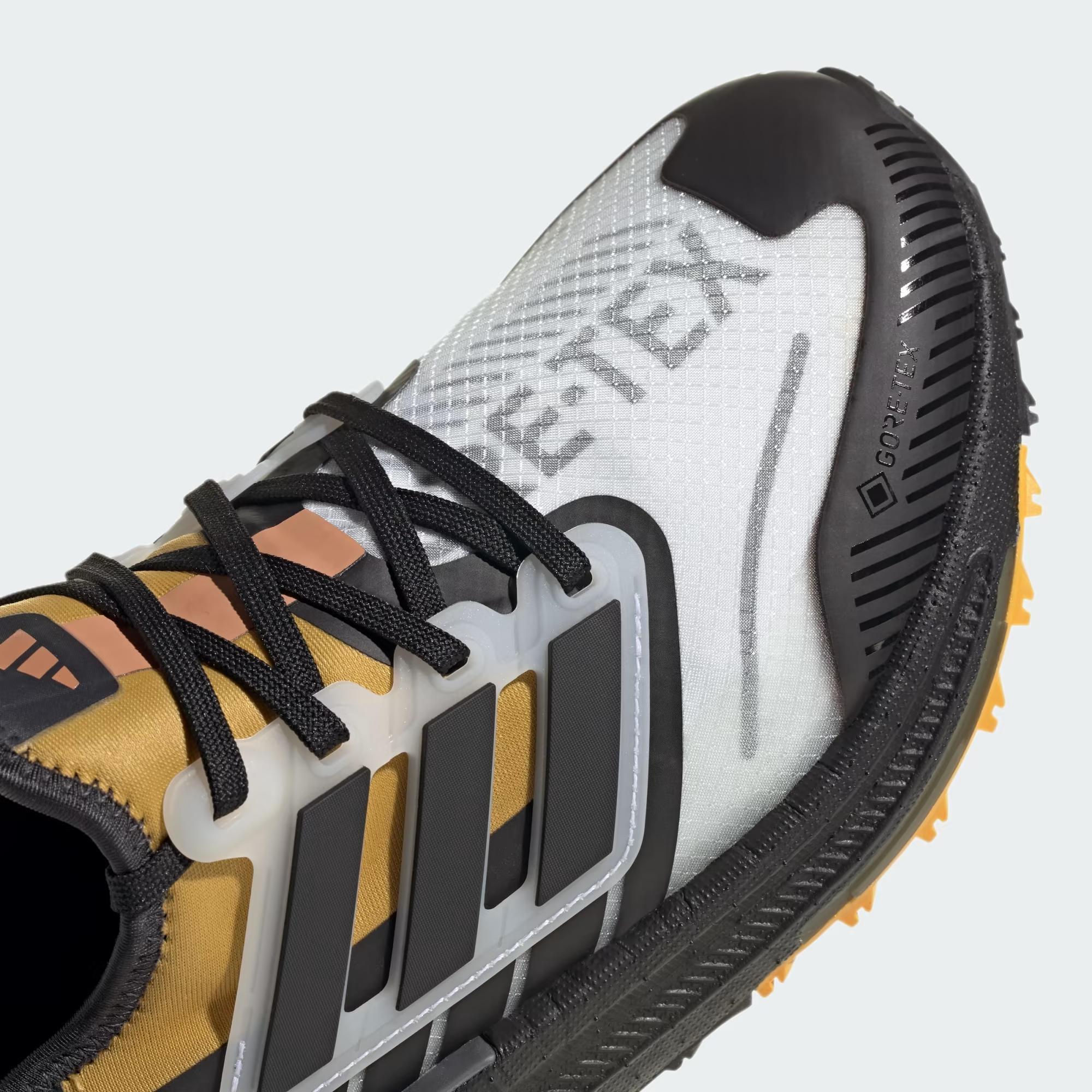 adidas Ultraboost 22 GTX Kadın Koşu Ayakkabısı IE1781