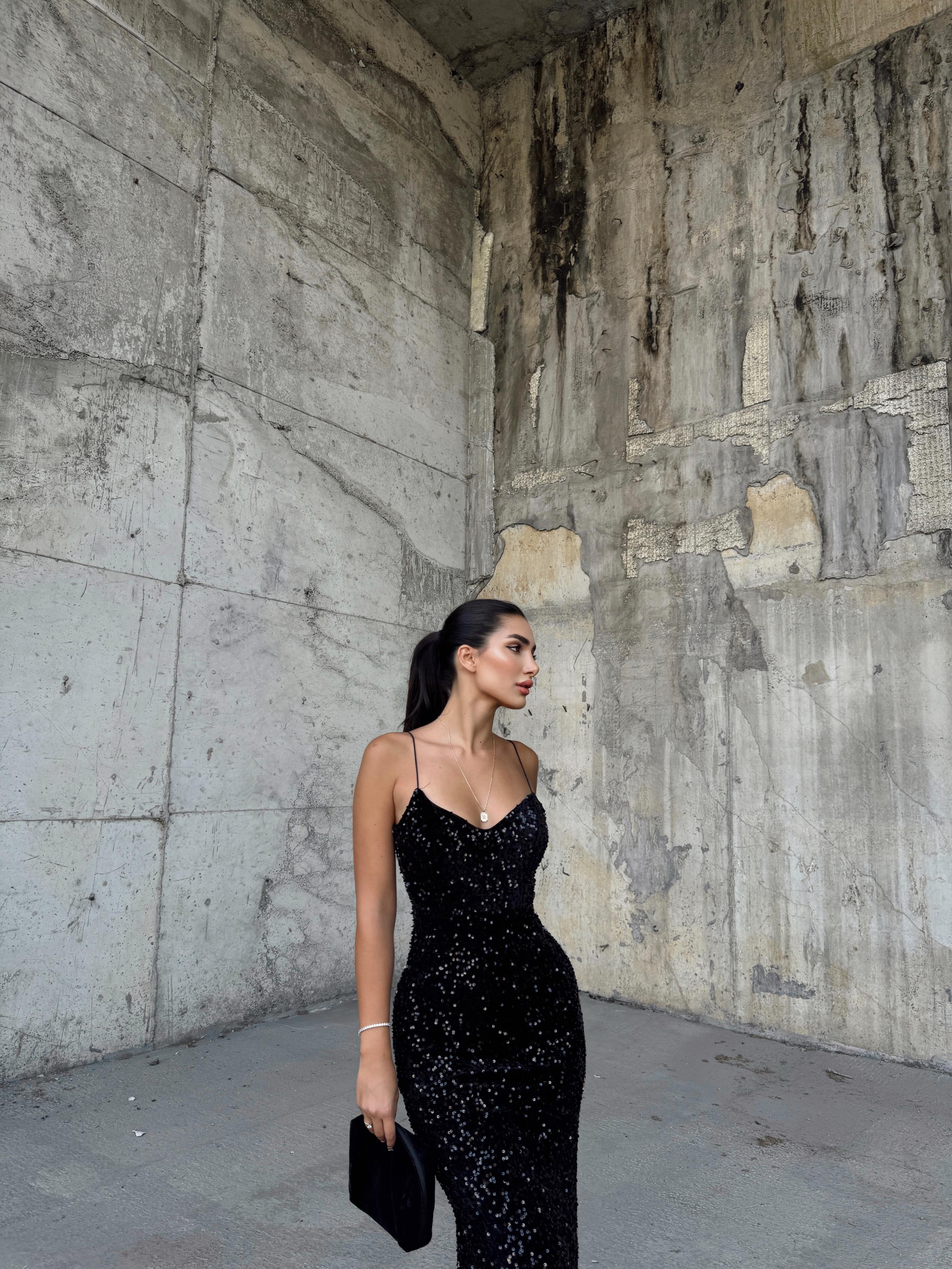 Lisa İp Askılı Kadife Abiye 21485 SİYAH