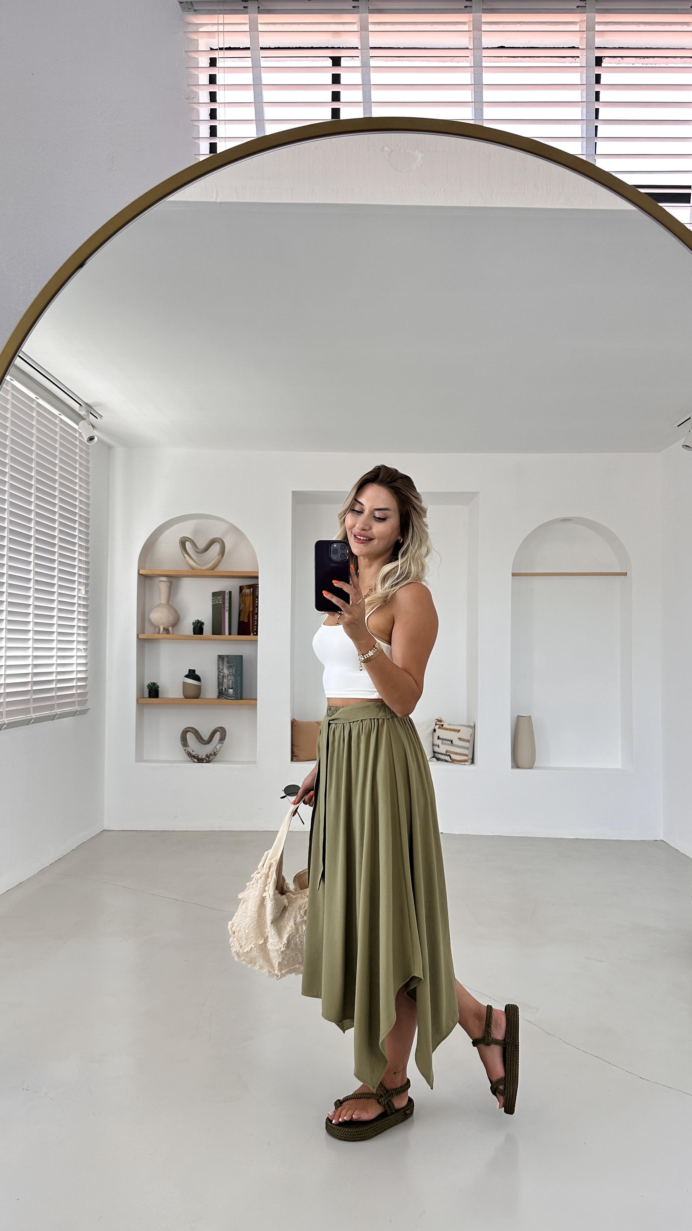 Beli Lastikli Asimetrik Kesim Tensel Haki Etek - Sezgi Tekin