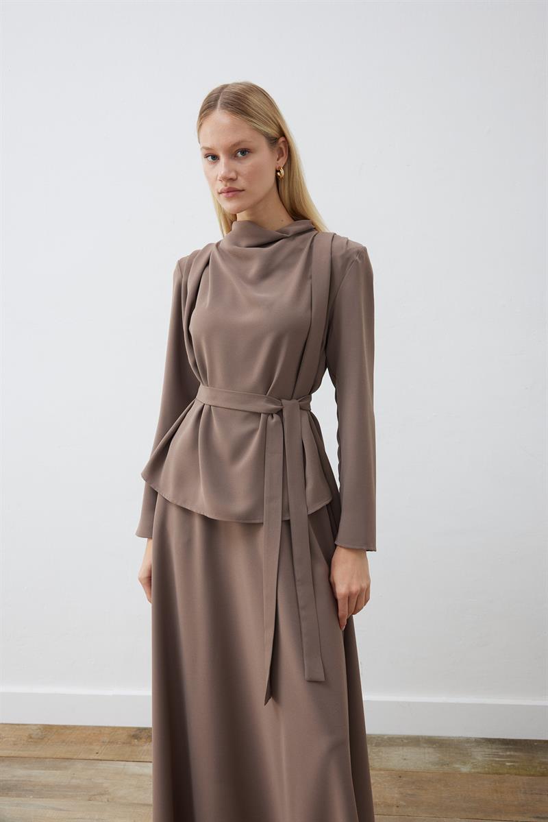 ZARİF KREP ETEKLİ TAKIM ETUP