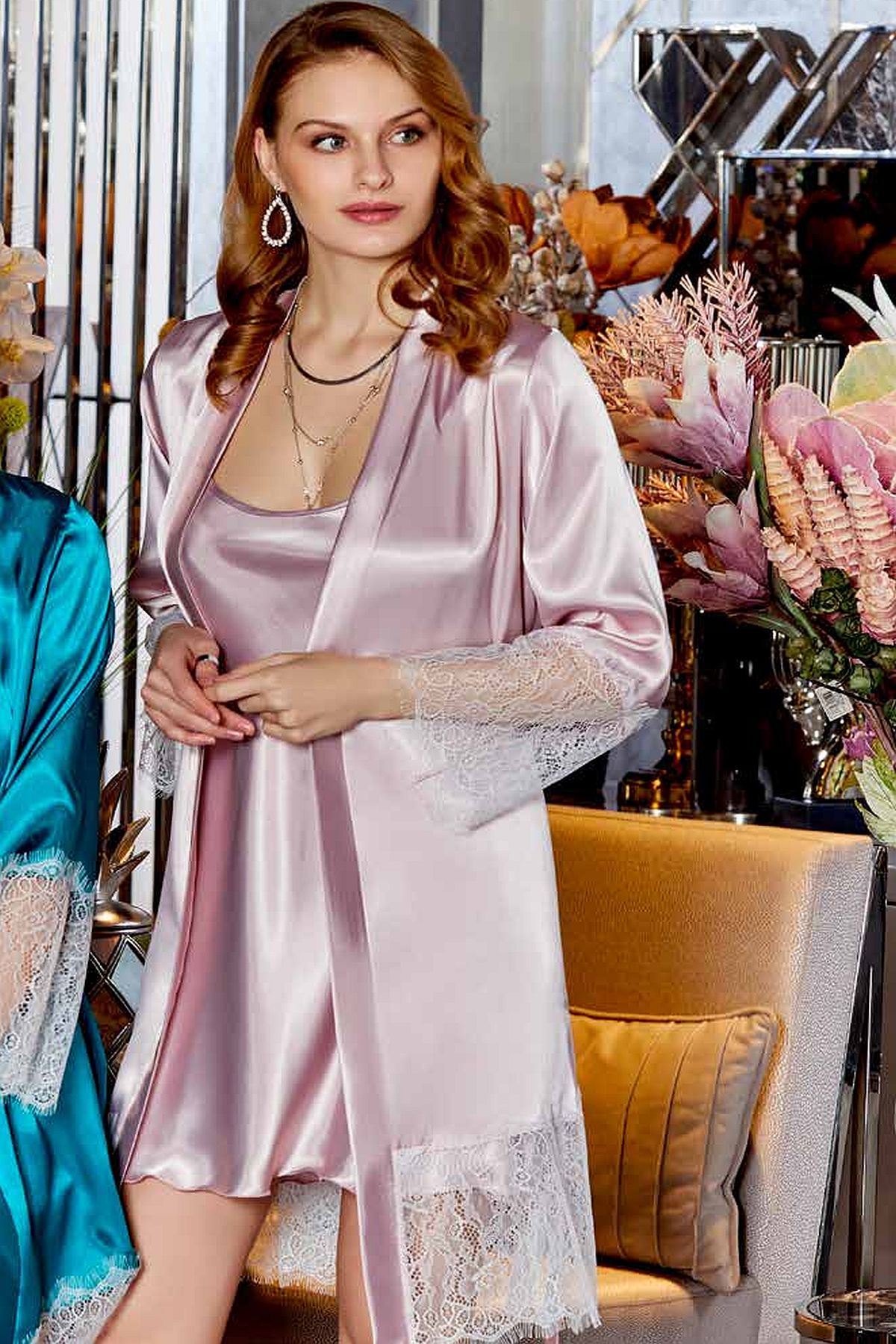 Saten Gecelik Sabahlık Takım ; JE4000-PUDRA ; Jeremi ; Mühim Olan İç ...