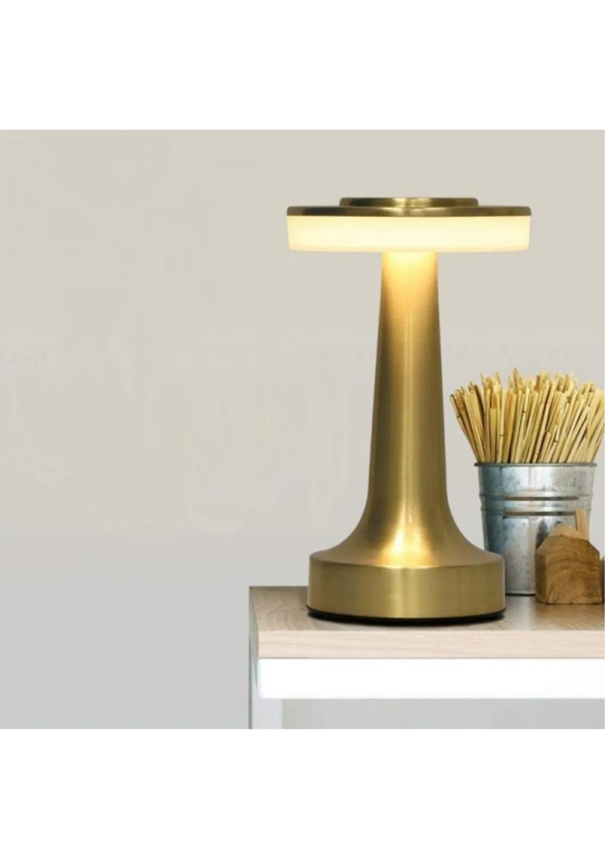 Dekoratif Şarjlı Dokunmatik Led Masa Lambası Usb Kablolu Abajur Ve Gece Lambası Altın