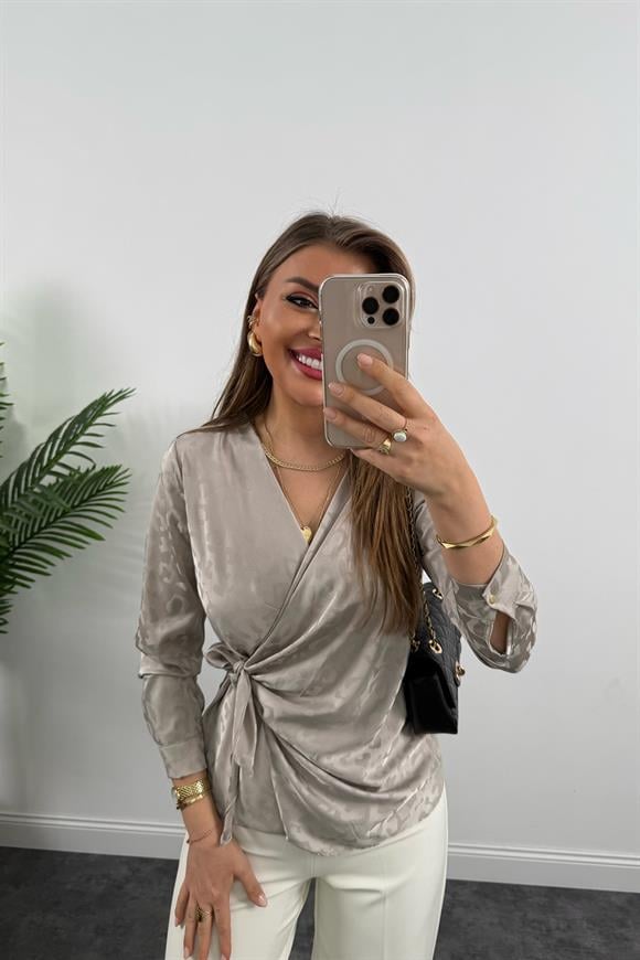 Kadın Bluz Modelleri ve Fiyatları | Nişantaşı Butika