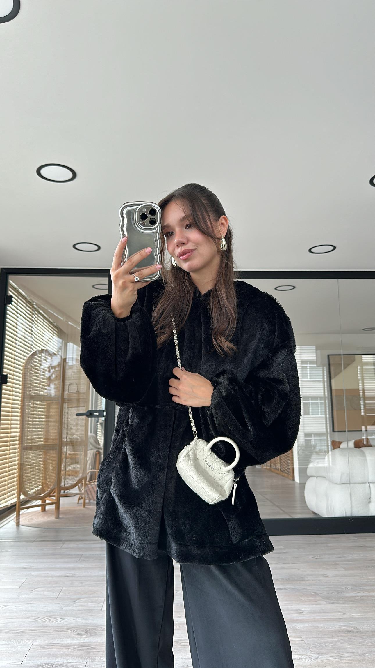 Siyah Kapüşonlu Marka Model Peluş Sweat