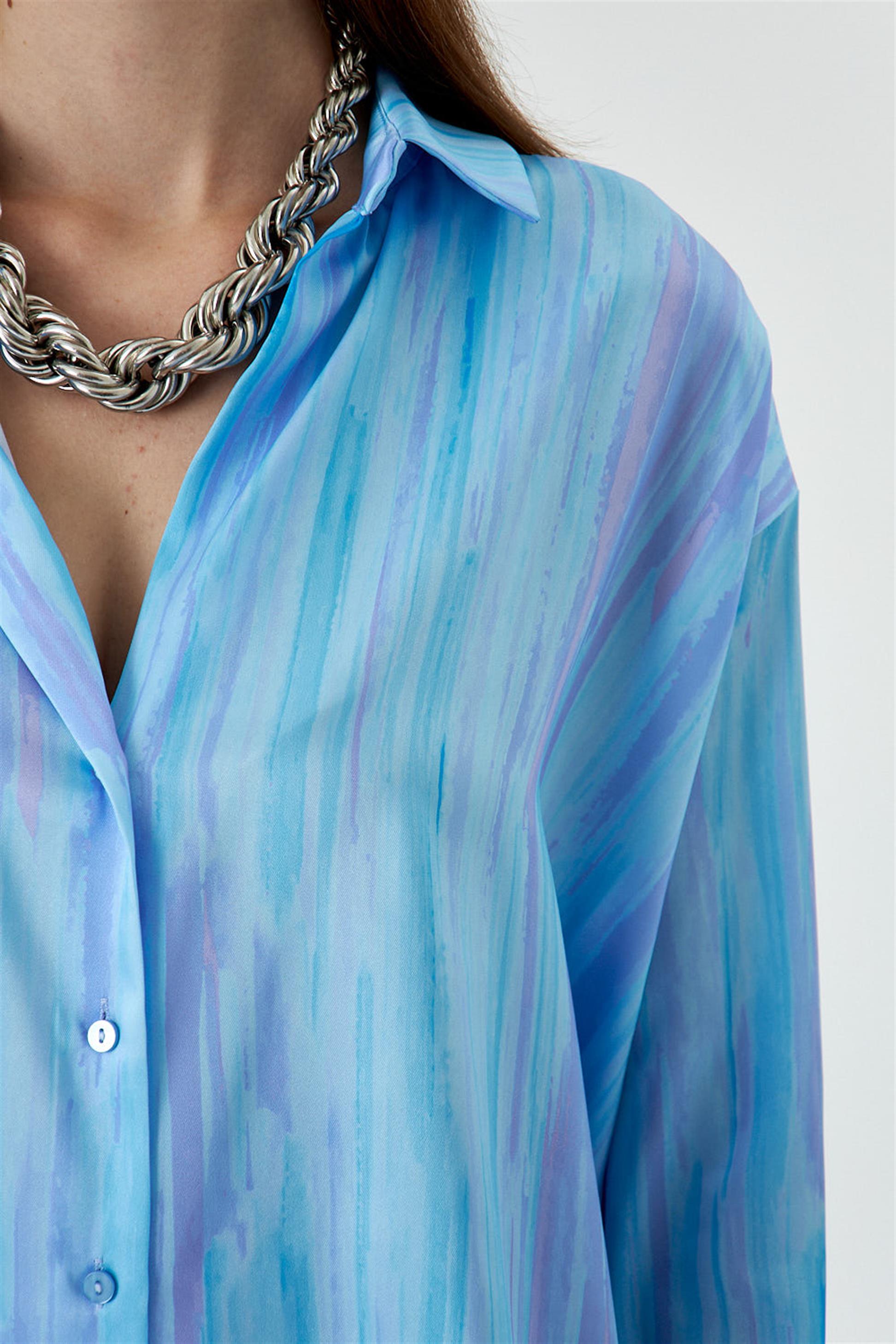 Desenli Saten Mavi Kadın Gömlek | Tuba Butik