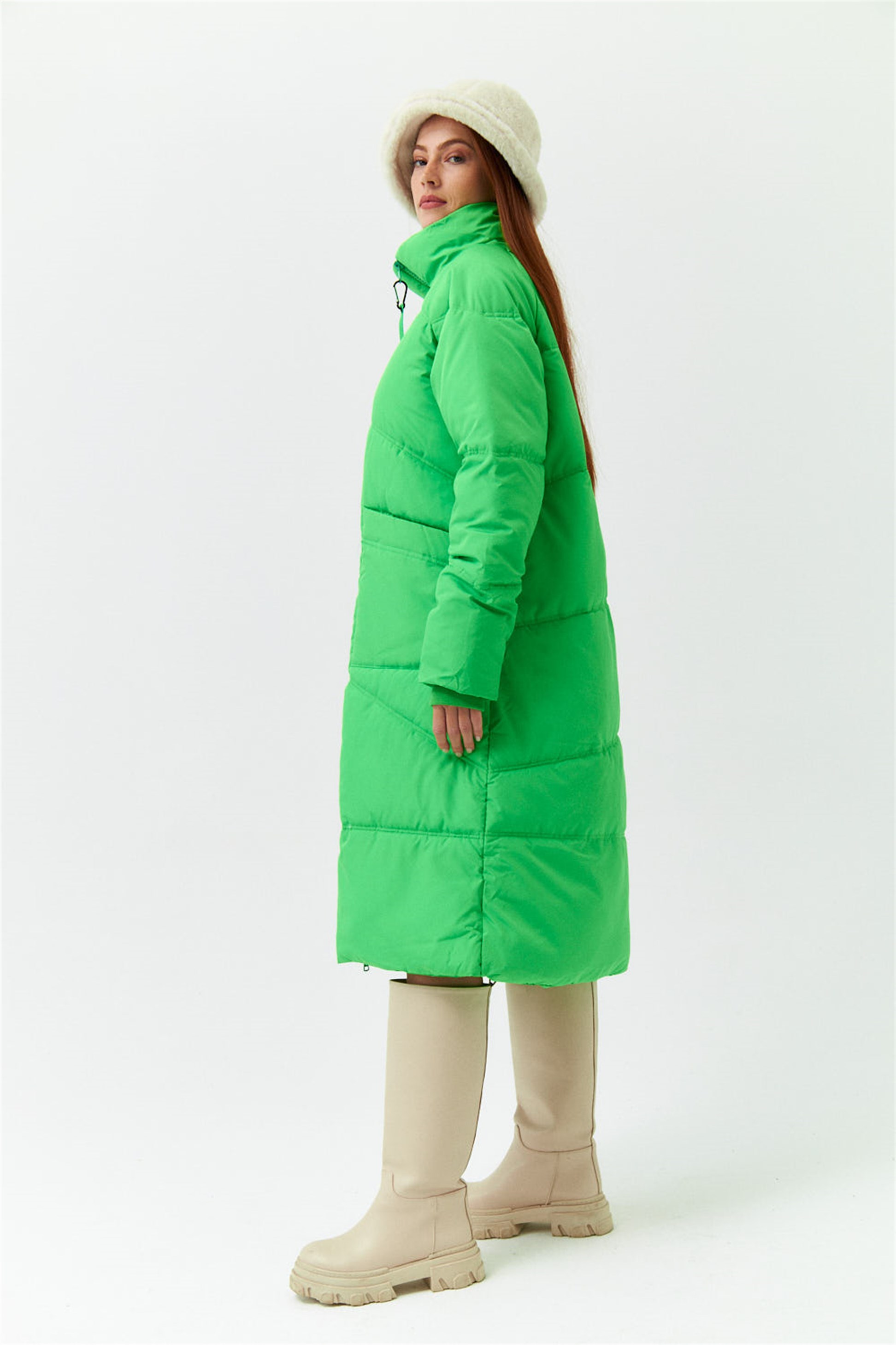 Yeşil Dik Yaka Uzun Şişme Kadın Mont - Tuba Butik