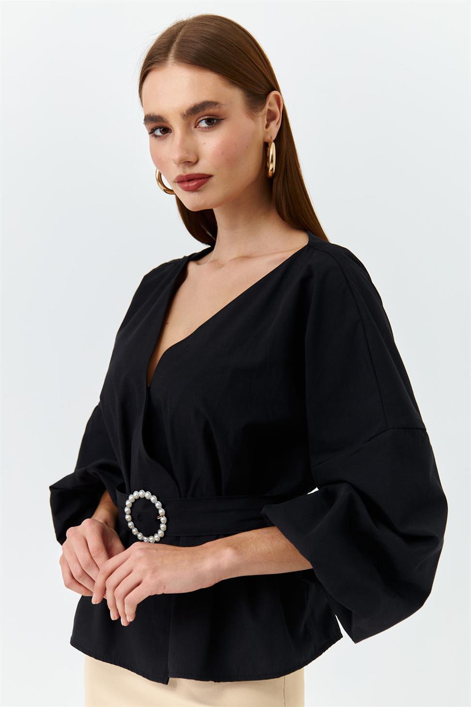 Kruvaze Yaka Balon Kol Poplin Siyah Kadın Bluz | Tuba Butik