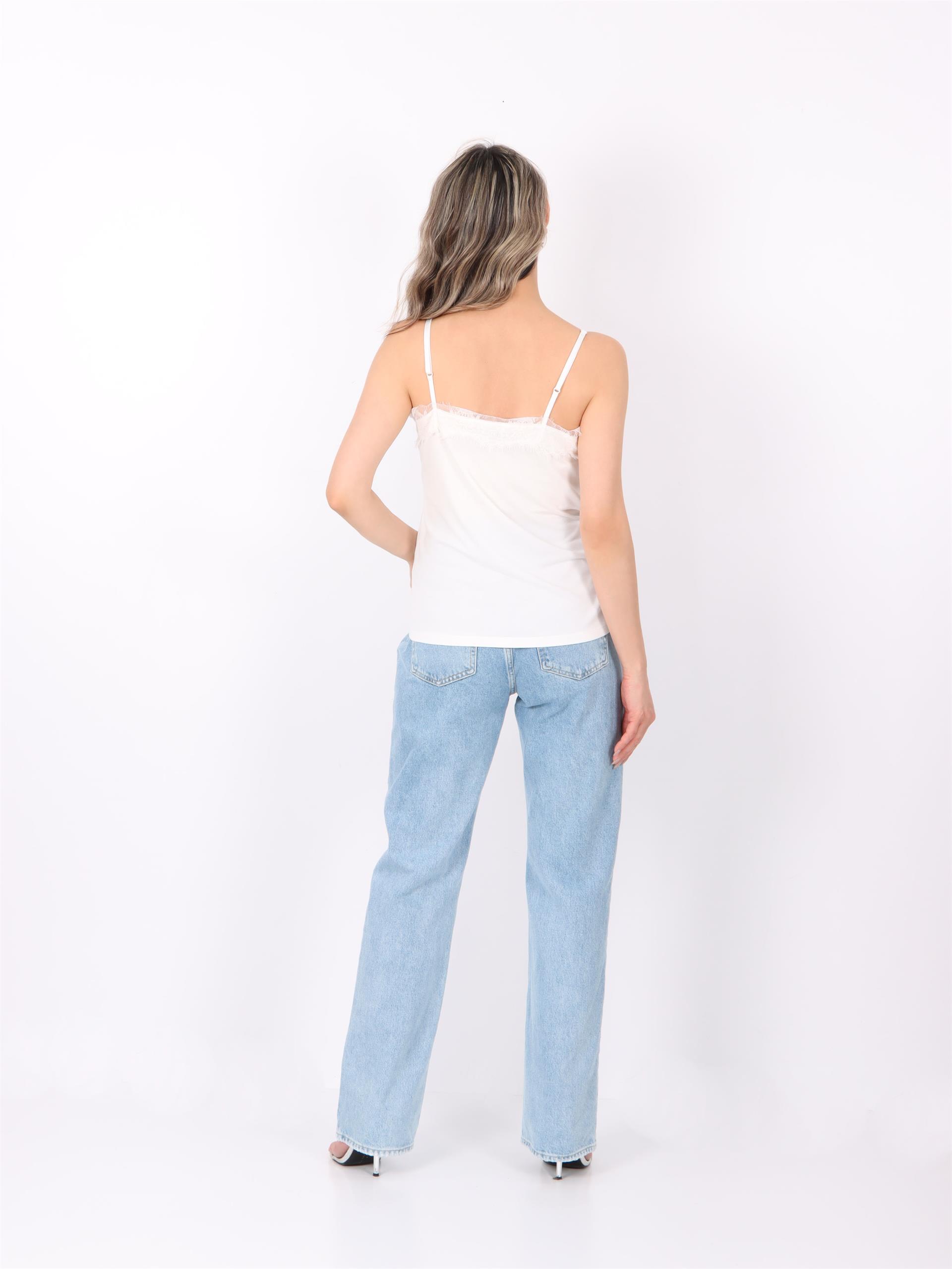 Yakası Dantelli Atlet (Beyaz)