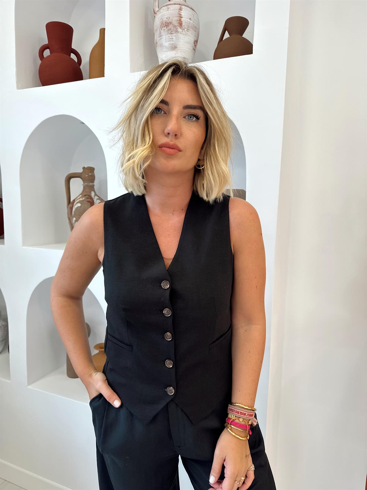 Astarlı, Siyah Rengi Keten Dokuda Yelek | Begüm Mayda Boutique