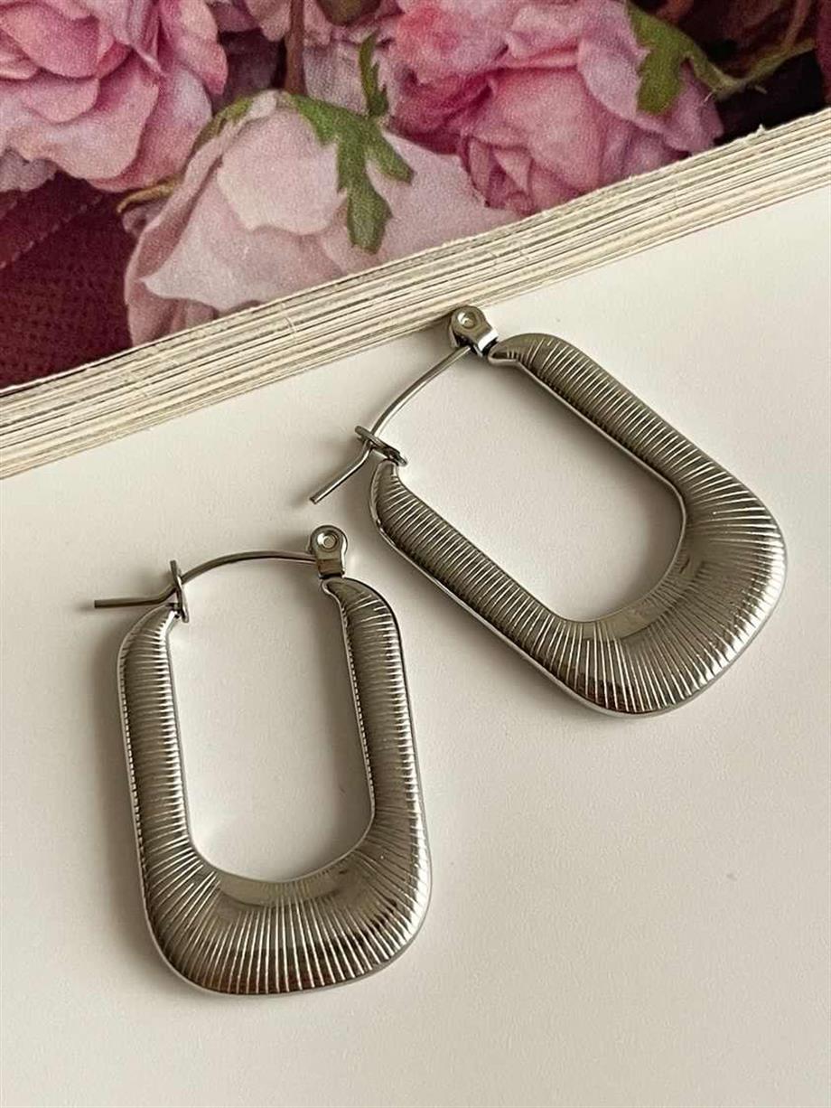 Çelik Gümüş Renk Steel Uzun Kare Midye Küpe (3 Cm)