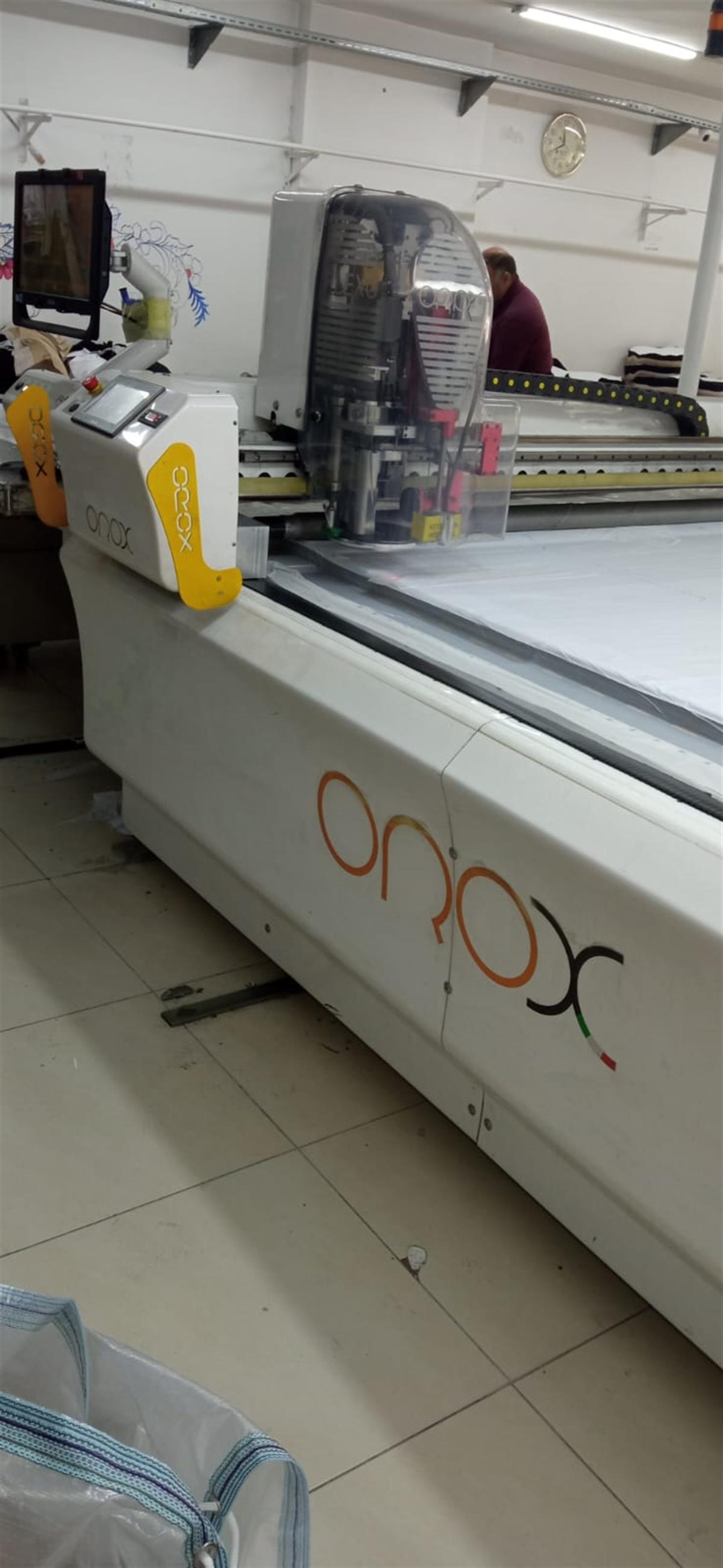 2. El Orox Flexo C600 Otomatik Kumaş Kesim Makinesi 2010 Model | İğne ...