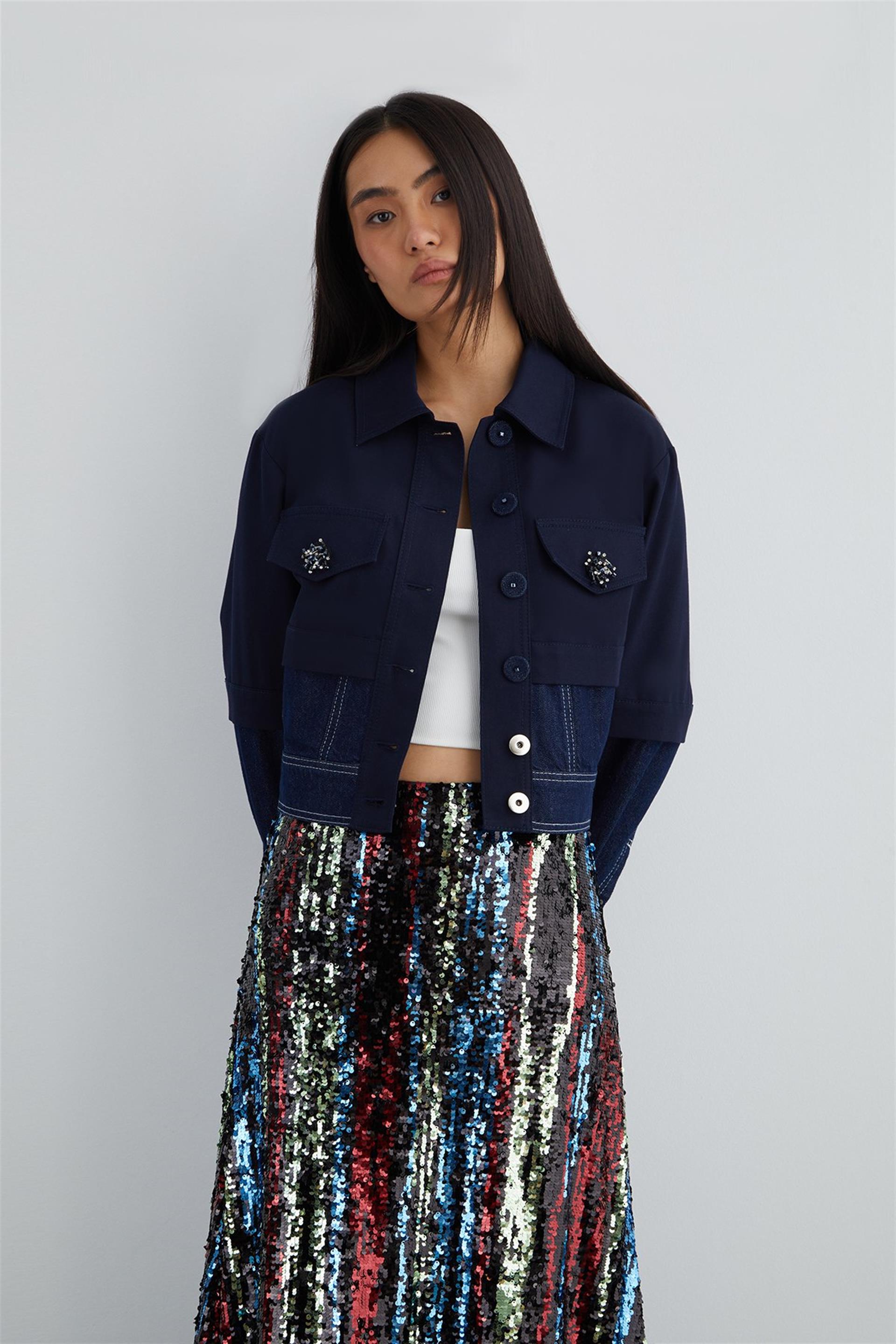 Embroidery Detail Lower Body Jean Garnished Long-Sleeve Jacket