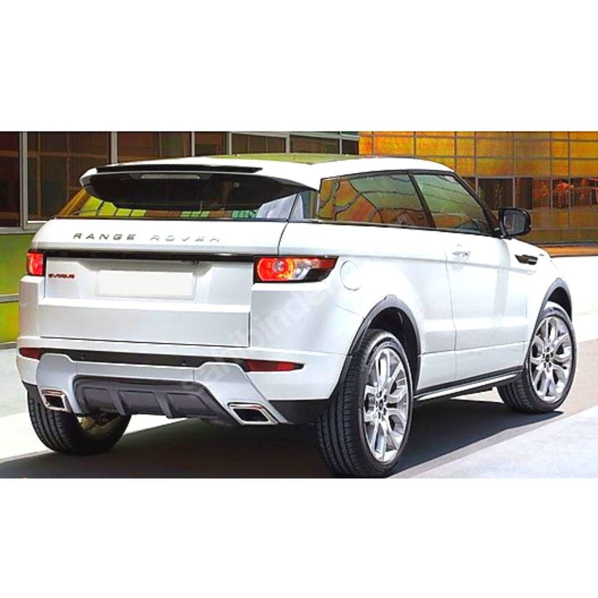 Range Rover Evoque Arka Tampon Egzoz Kapağı LR028089 - Bayland Otomotiv