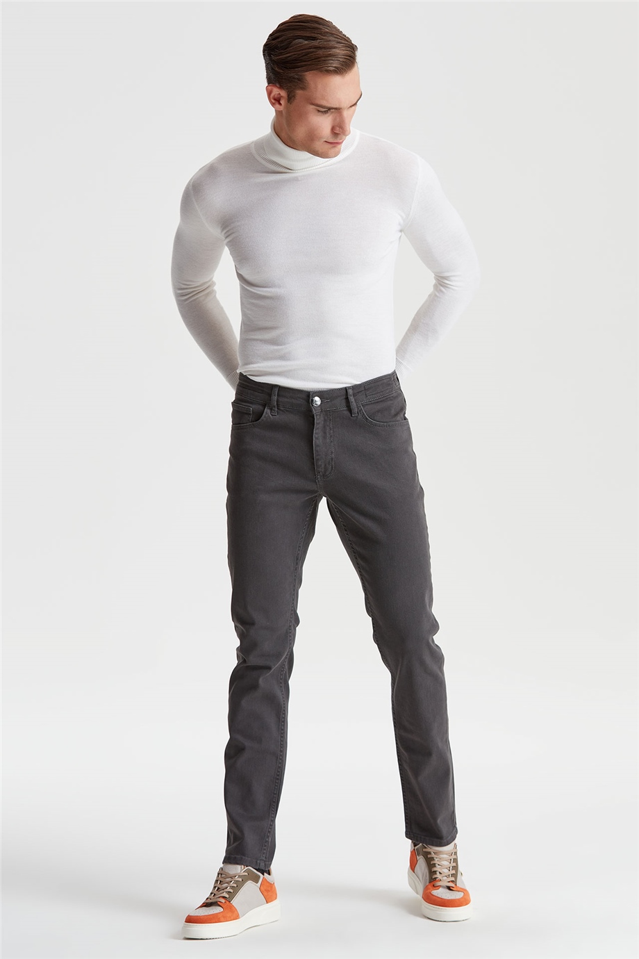 5 Cep Koyu Gri Chino Erkek Pantolon | ganiyalcin.com 5 Cep Koyu Gri Chino Erkek Pantolon | ganiyalcin.com