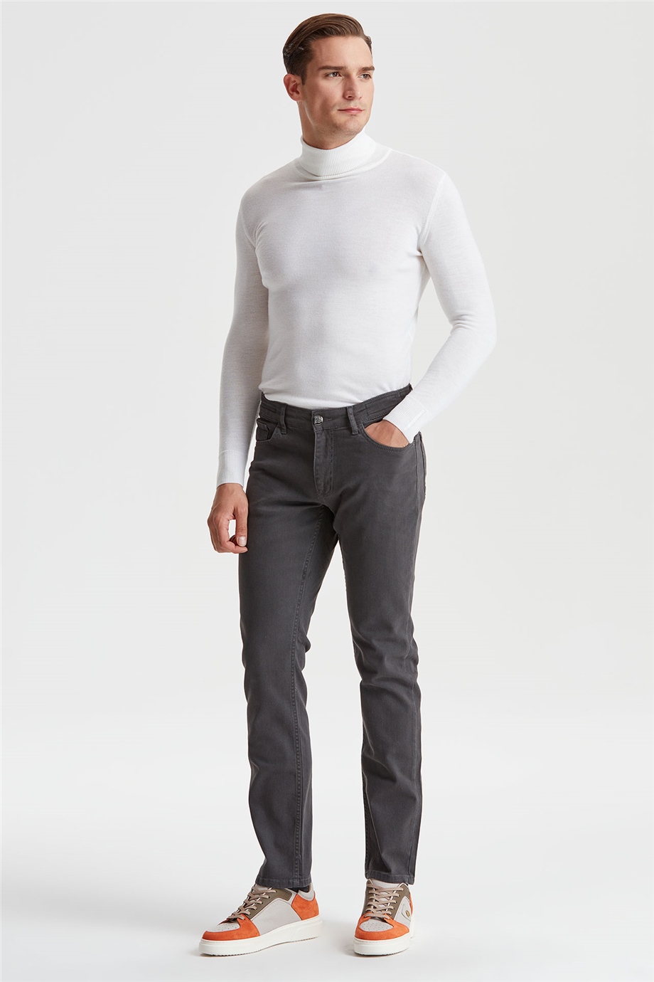 5 Cep Koyu Gri Chino Erkek Pantolon | ganiyalcin.com 5 Cep Koyu Gri Chino Erkek Pantolon | ganiyalcin.com